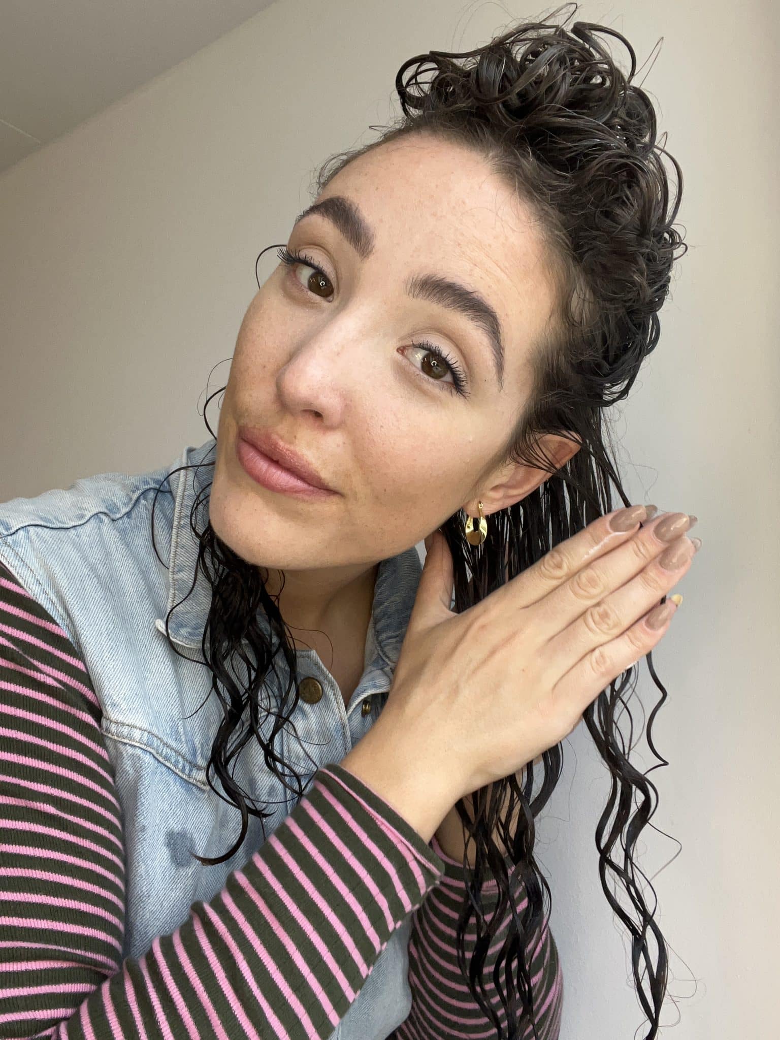 Style krøllerne flotte med Moistful Curl | CurlsForYou